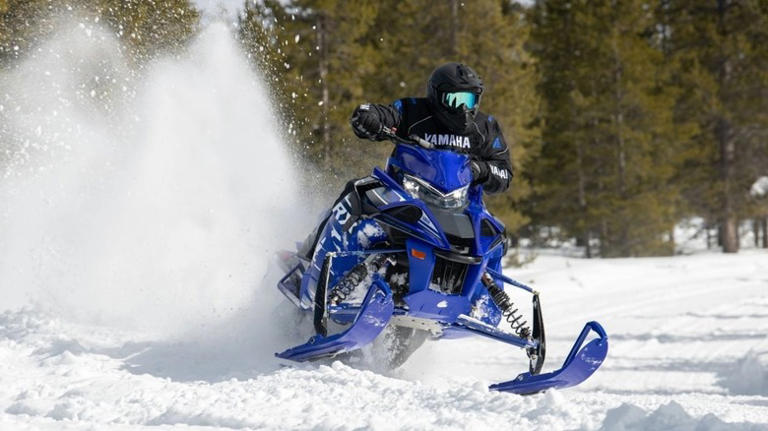 4 Of The Fastest Snowmobiles You Can Buy, Ranked By Top Speed