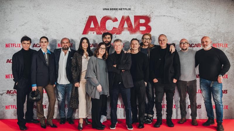 Acab, 14 anni dopo il reparto mobile debutta su Netflix
