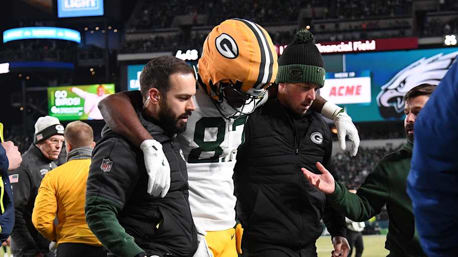 Packers’ Suffer Painful Ending to Season in Playoff Loss to Eagles