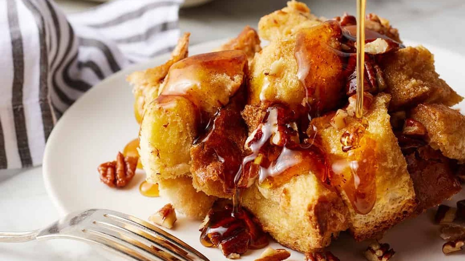 17 Crowd-Pleasing Recipes That Will Make You Brunch Like a Boss