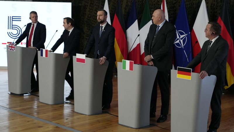 I ministri della Difesa di cinque paesi Nato si confrontano a Varsavia ...