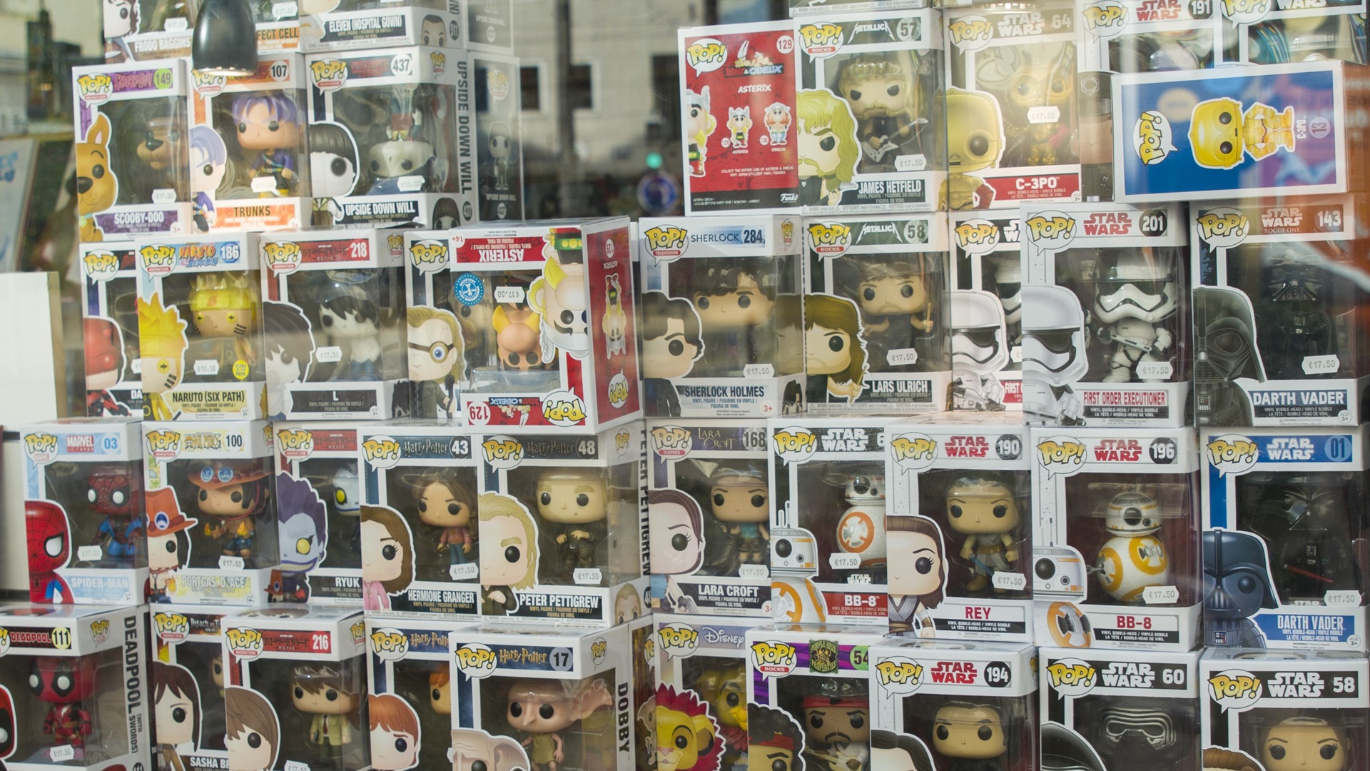 5 Popular Collectibles Expected To Soar in Value Before the End of 2025