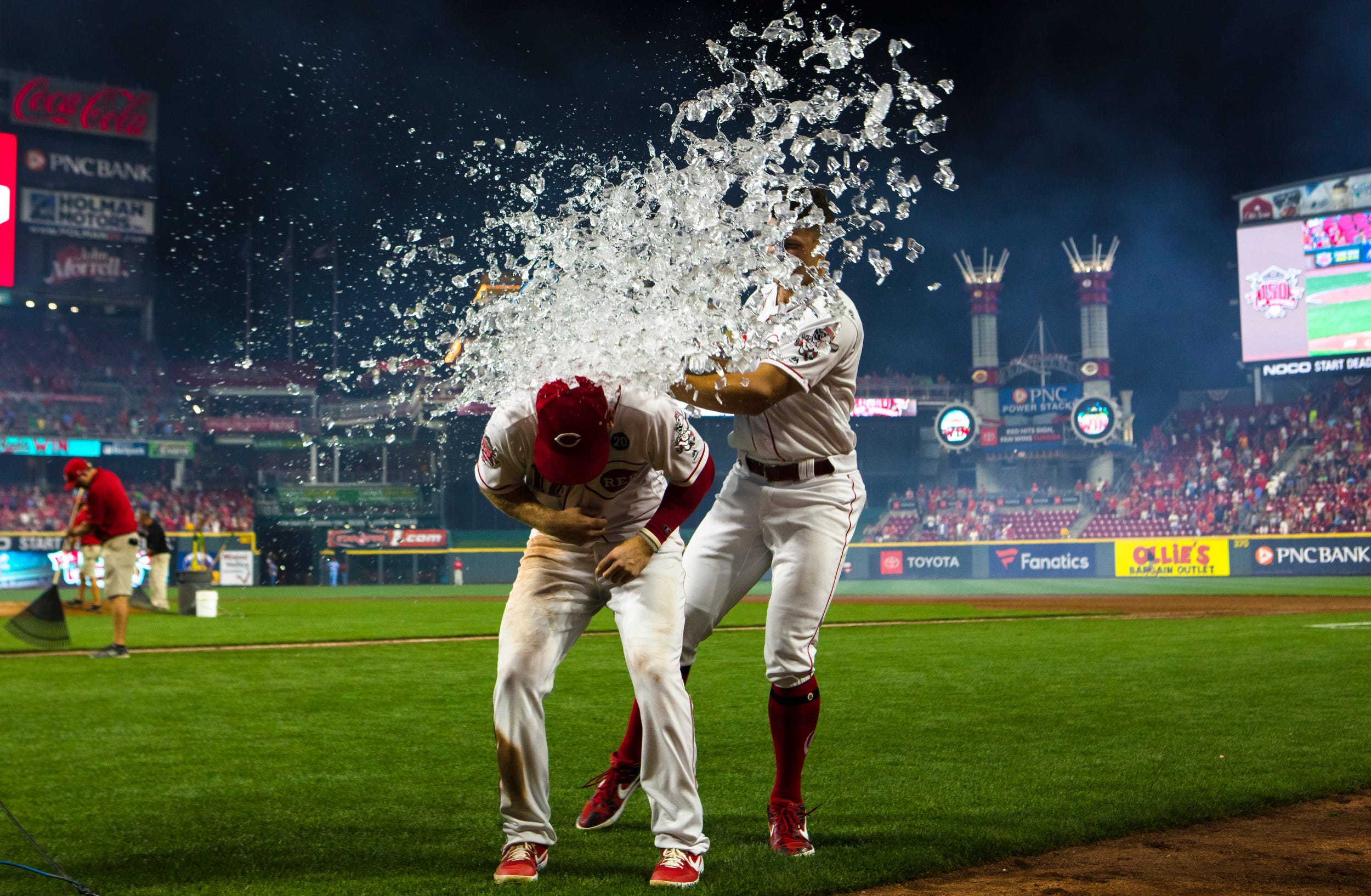 Cincinnati Reds return to rebranded FanDuel network for 2025