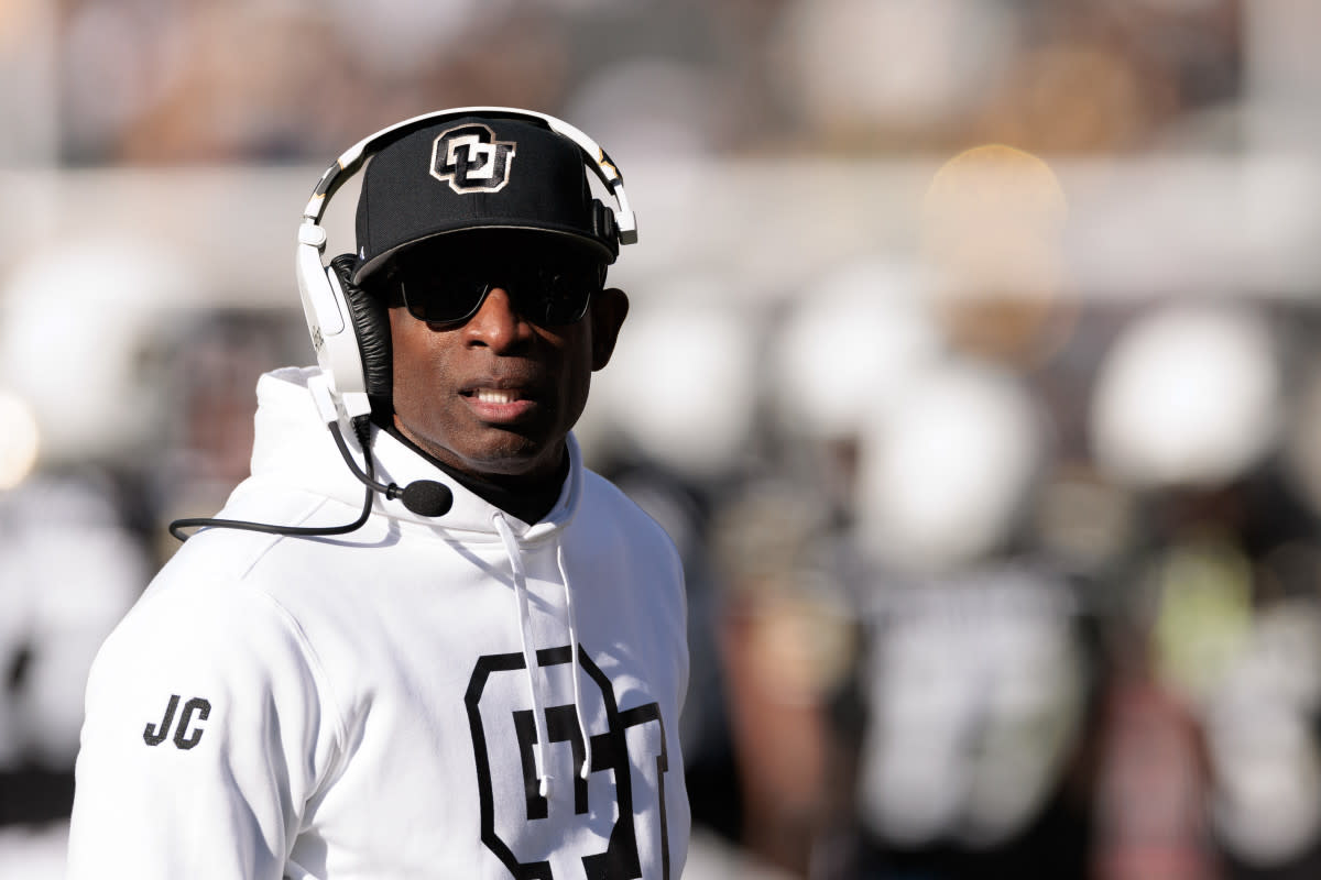 Deion Sanders Dealt Major Colorado Recruiting News on Thursday