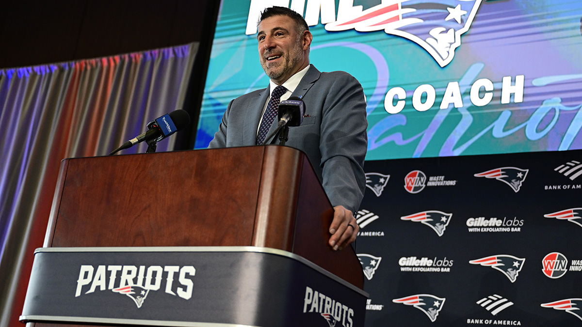 Vrabel press conference highlights: Pats coach lays out clear vision