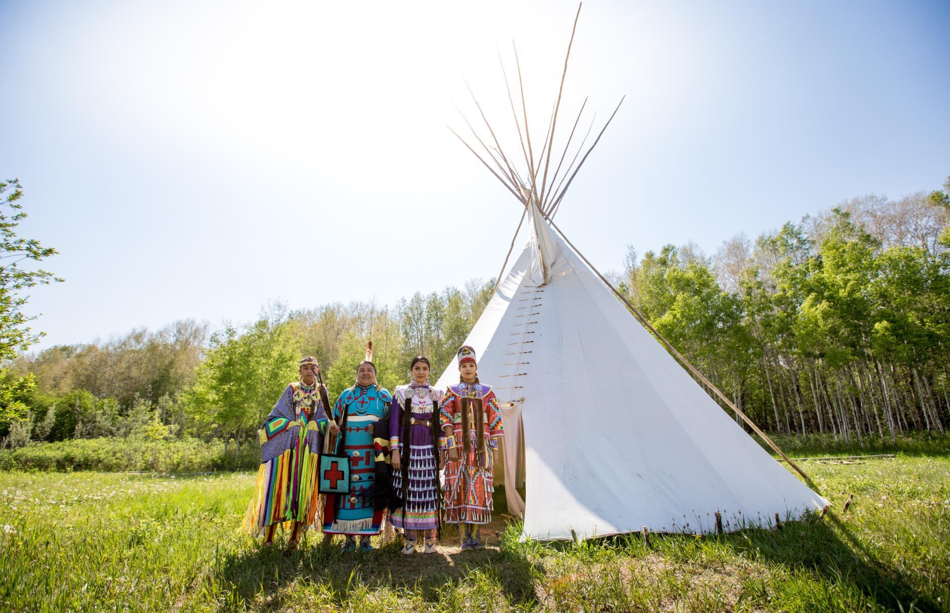 40 incredible Canadian attractions only the locals will know