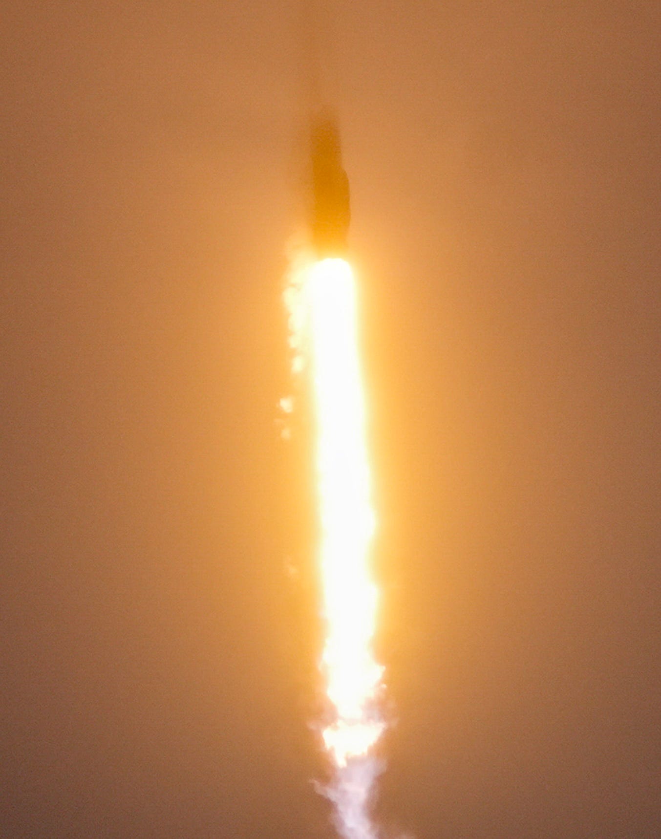 SpaceX targeting Monday afternoon for Falcon 9 rocket launch from NASA ...