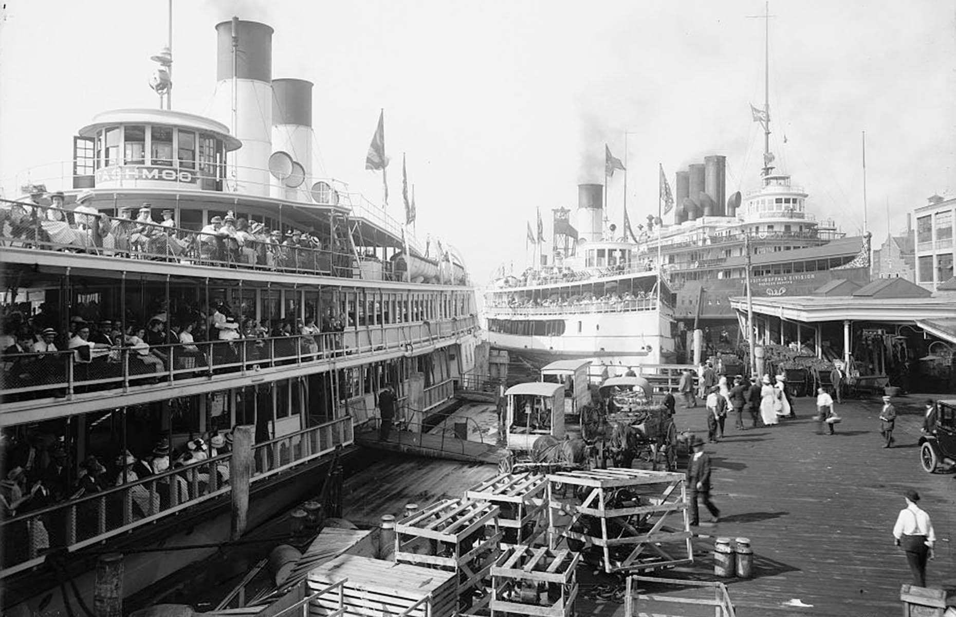 In Pictures: The Remarkable History Of Cruising