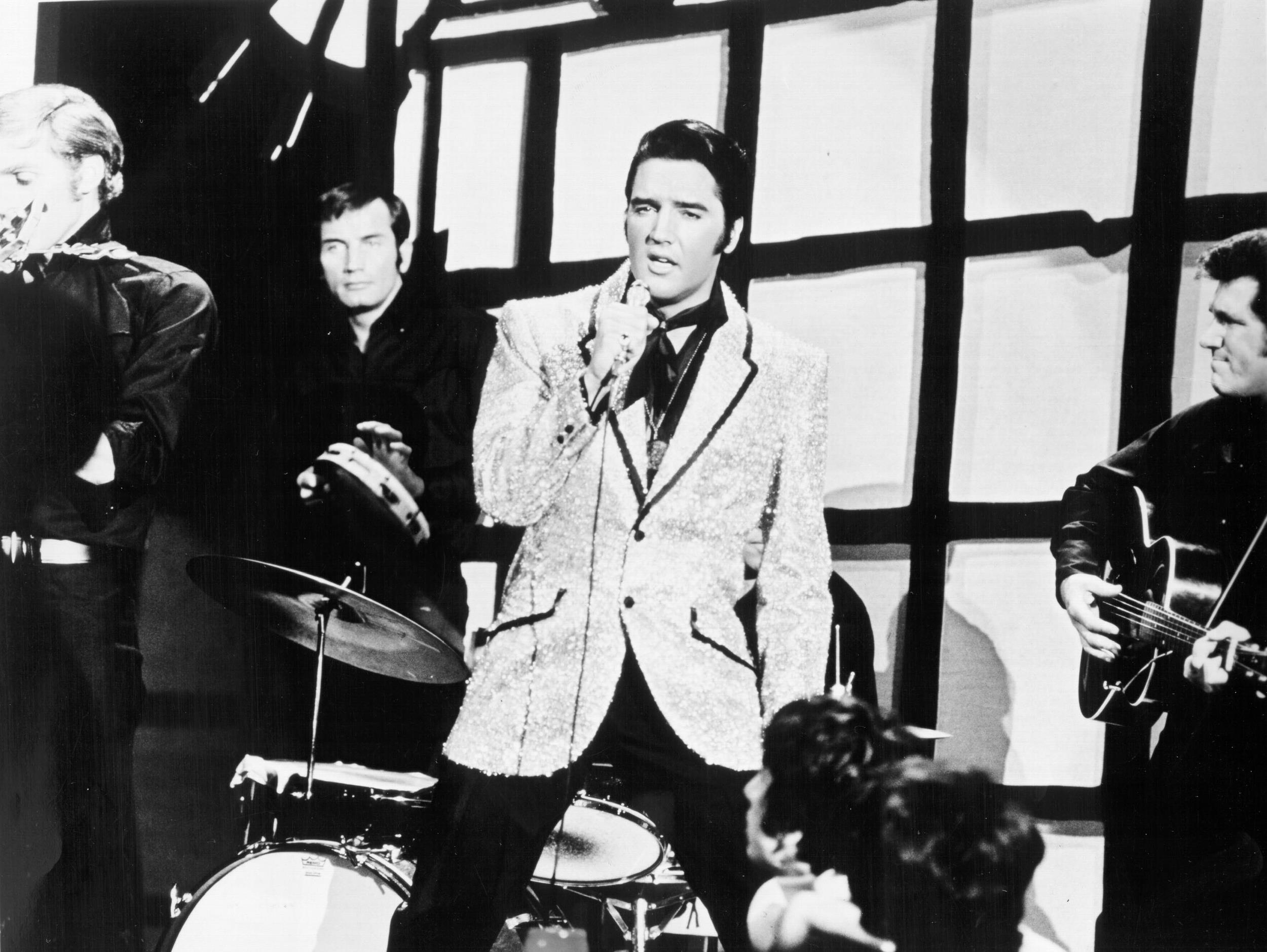 25 songs that belong on every Elvis Presley playlist