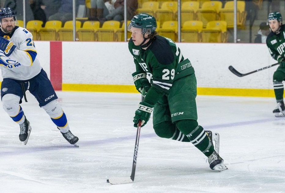 AUS HOCKEY: Two third-period goals key Moncton's win at UPEI