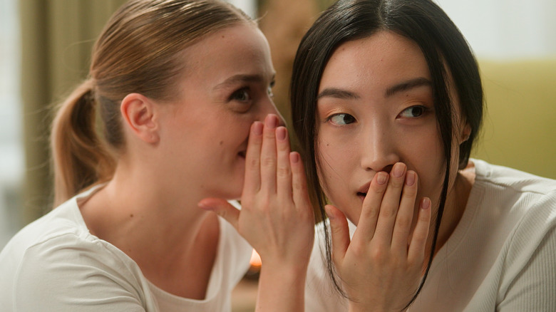 6 Common Traits Of People Who Are Two-Faced