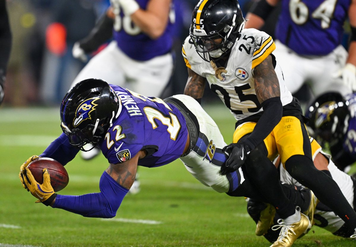 NFL wild card: Baltimore Ravens defeat Pittsburgh Steelers