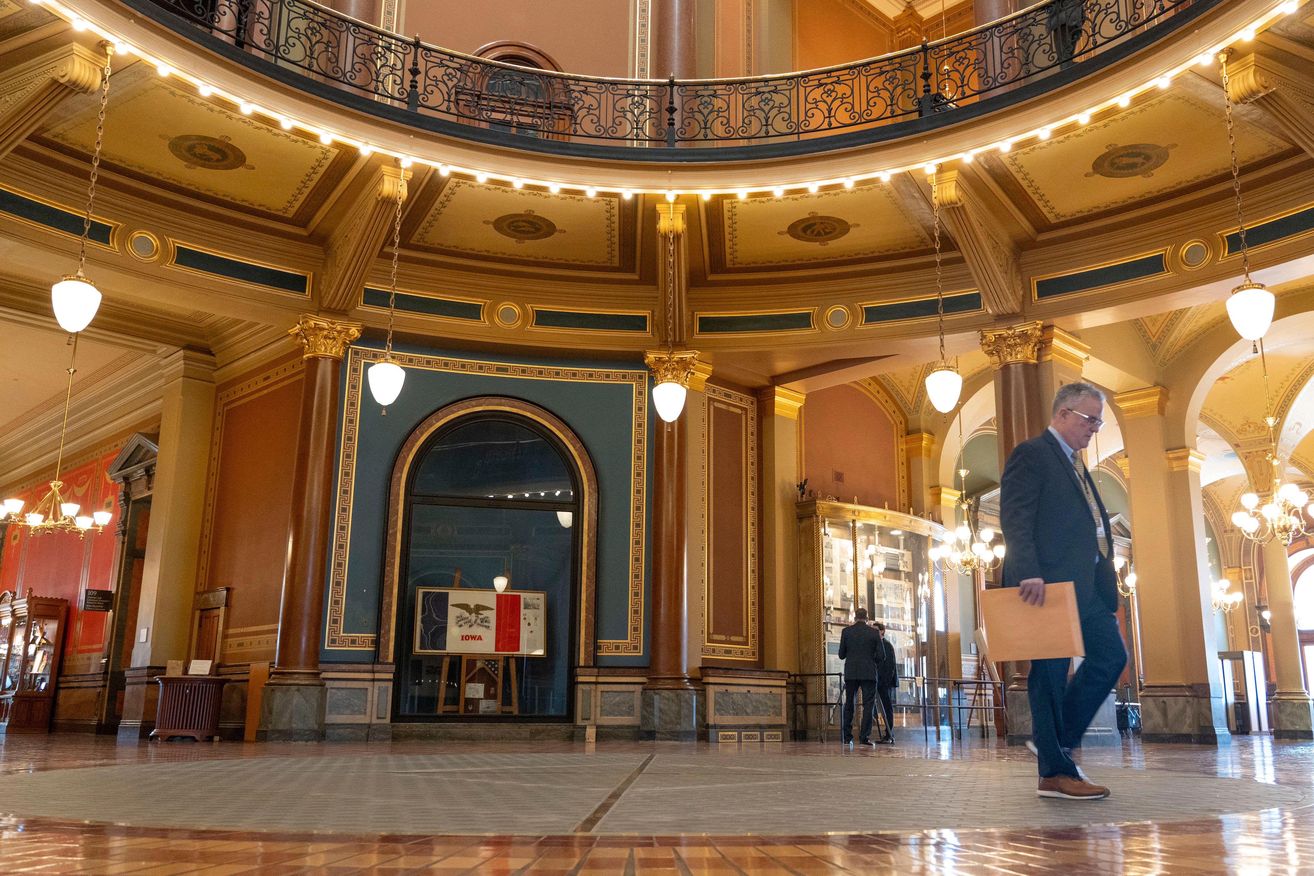 Key deadlines to know for the Iowa Legislature's 2026 session