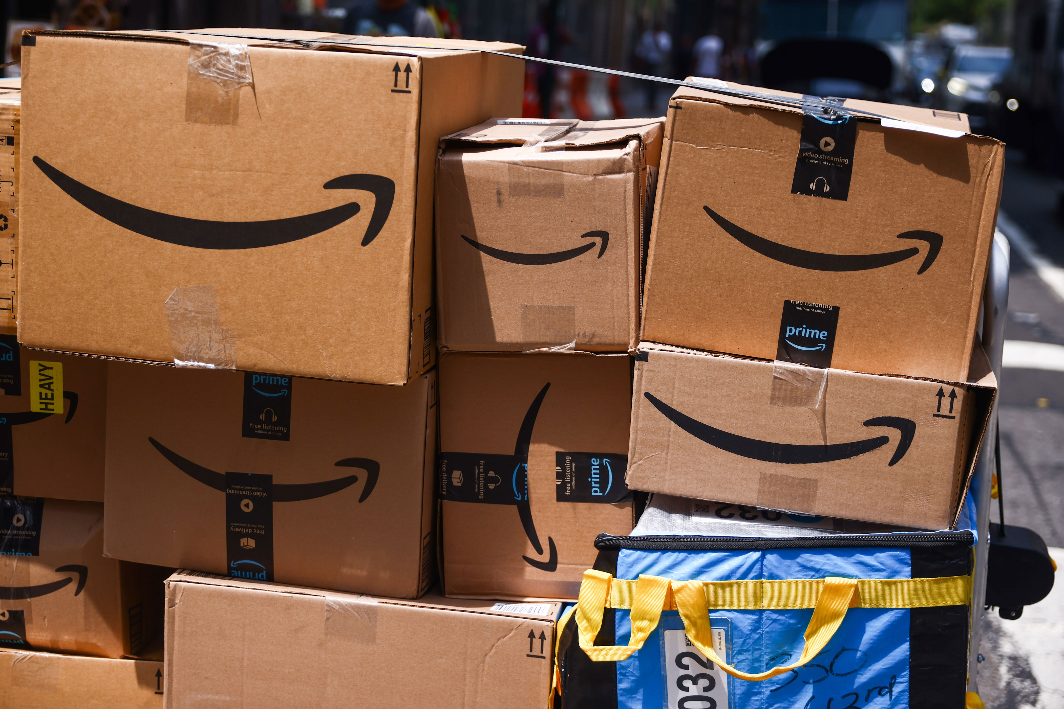 Amazon and Perplexity Face Off in Legal Battle Over Agentic Commerce