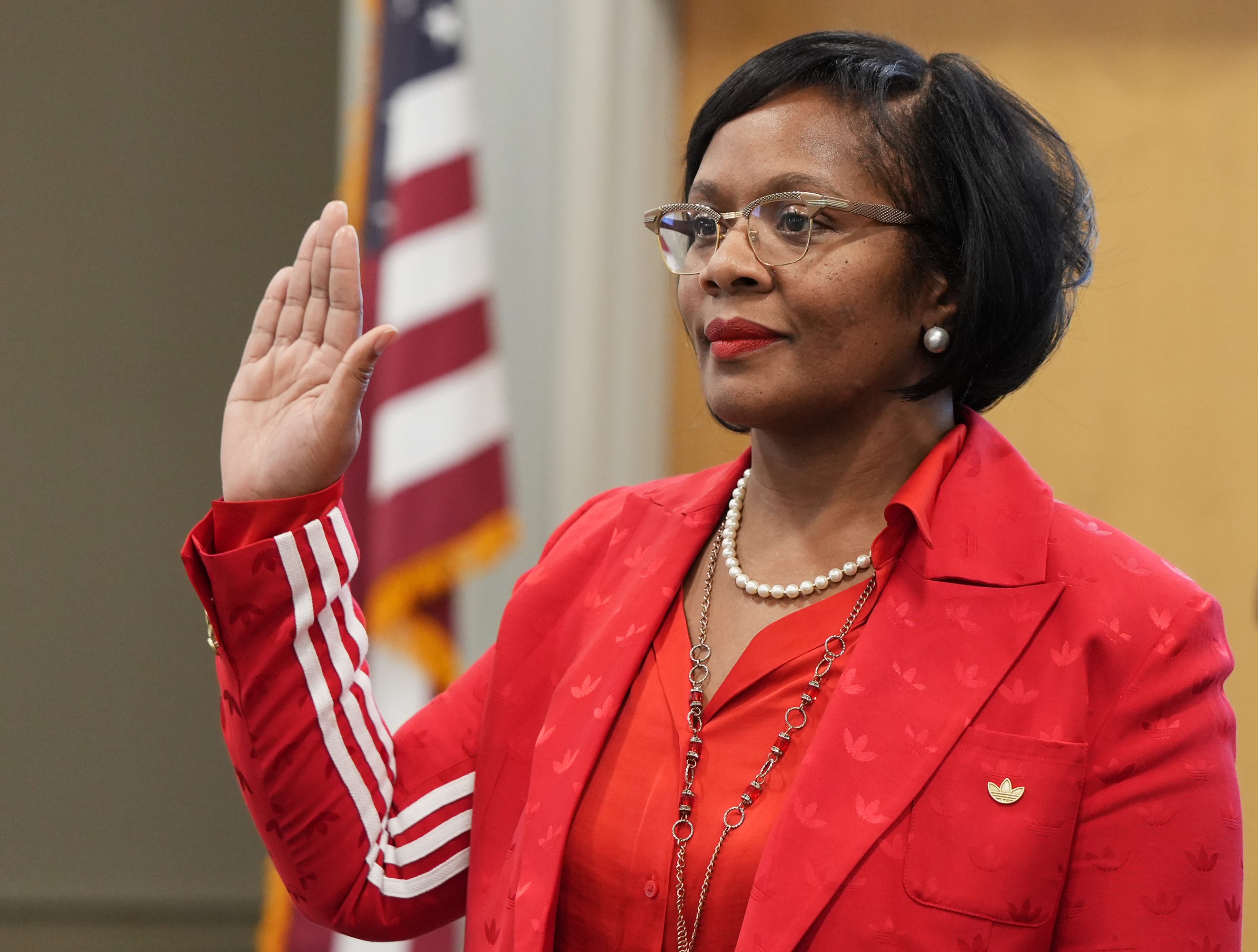 Latest behind-the-scenes dispute at Akron schools culminates with ...