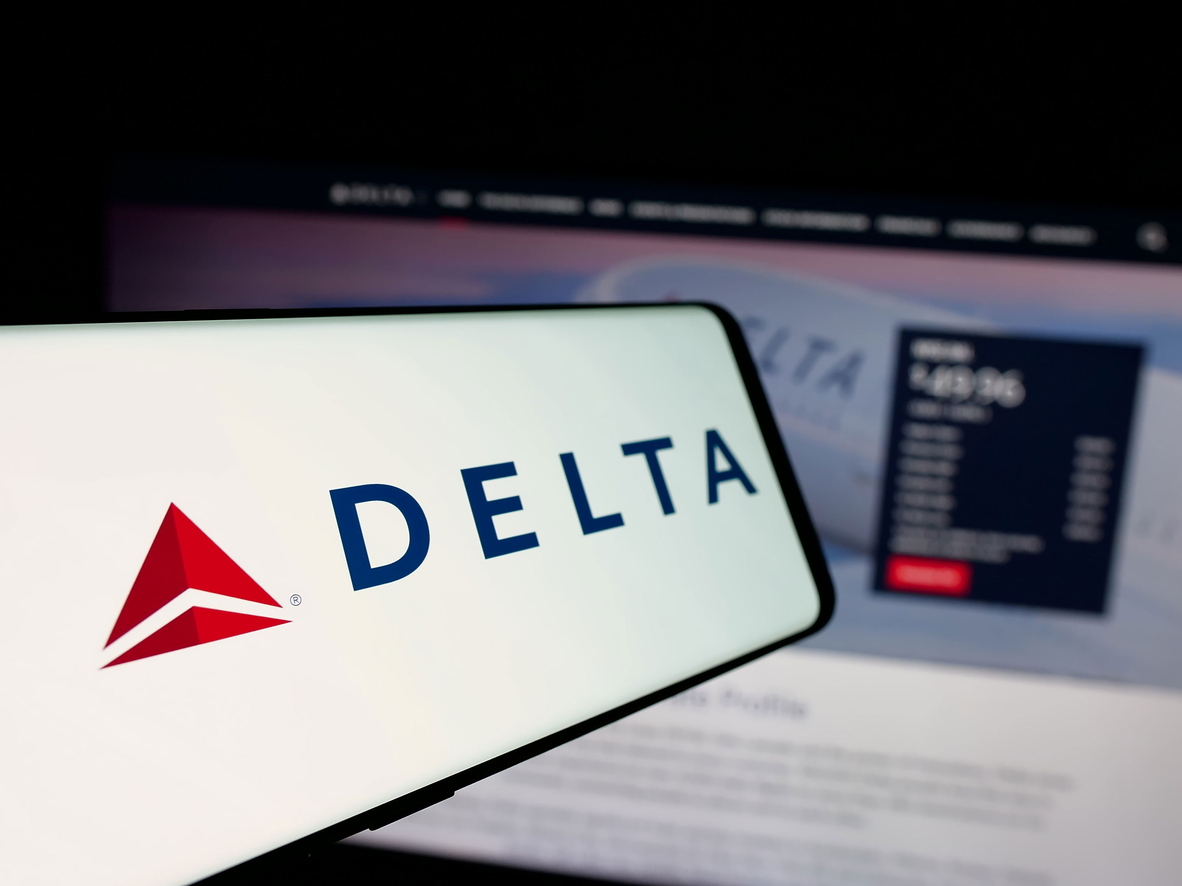 Delta Is Turning Heads With Its SkyMiles Medallion Status Match ...