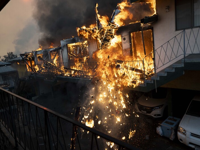 Lawsuit claims company behind Eaton Fire evacuation warnings was negligent