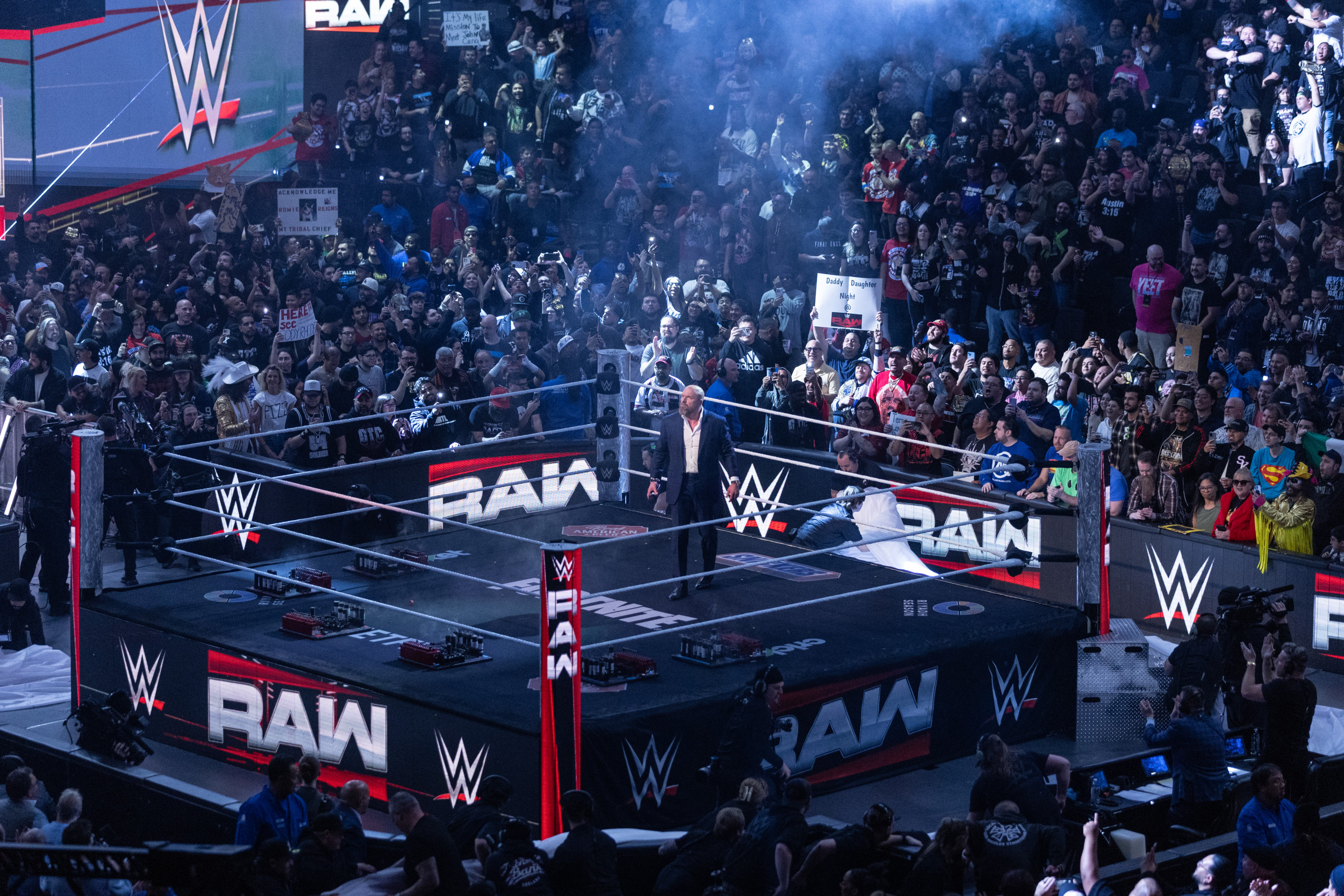 Popular WWE Faction Officially Breaks Up
