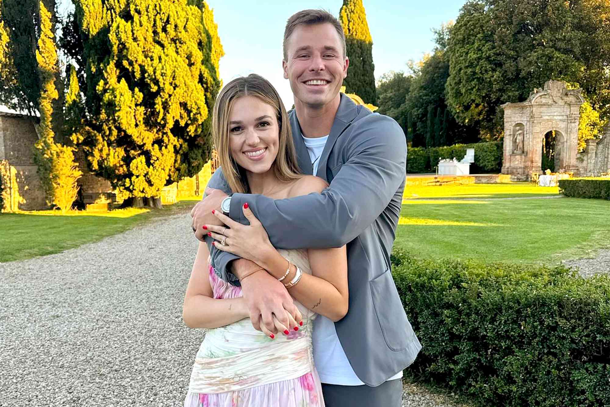 Who Is Sadie Robertson's Husband? All About Christian Huff (Including ...