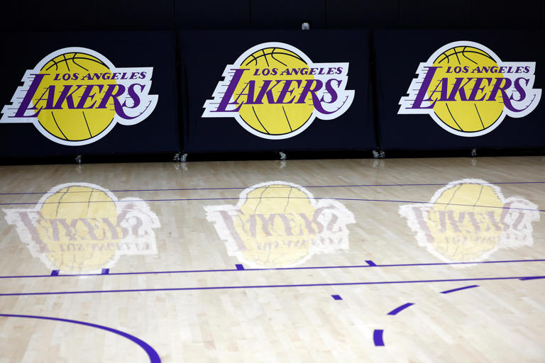 Two Lakers players have been assigned to the G League