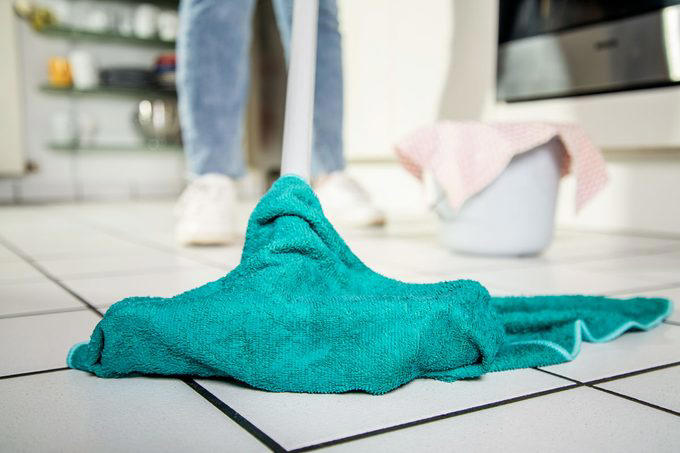 15 Old-School Cleaning Tips We Should All Start Using Again