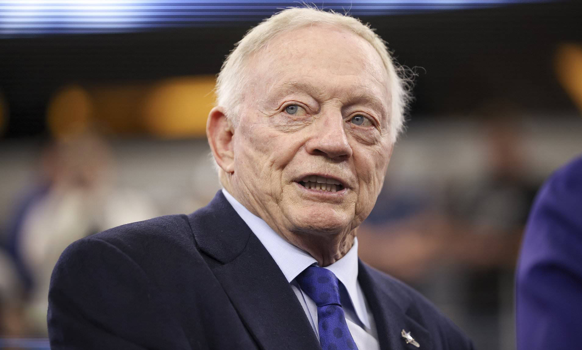 Jerry Jones breaks his silence after failing to agree a new contract ... Jerry Jones breaks his silence after failing to agree a new contract ...