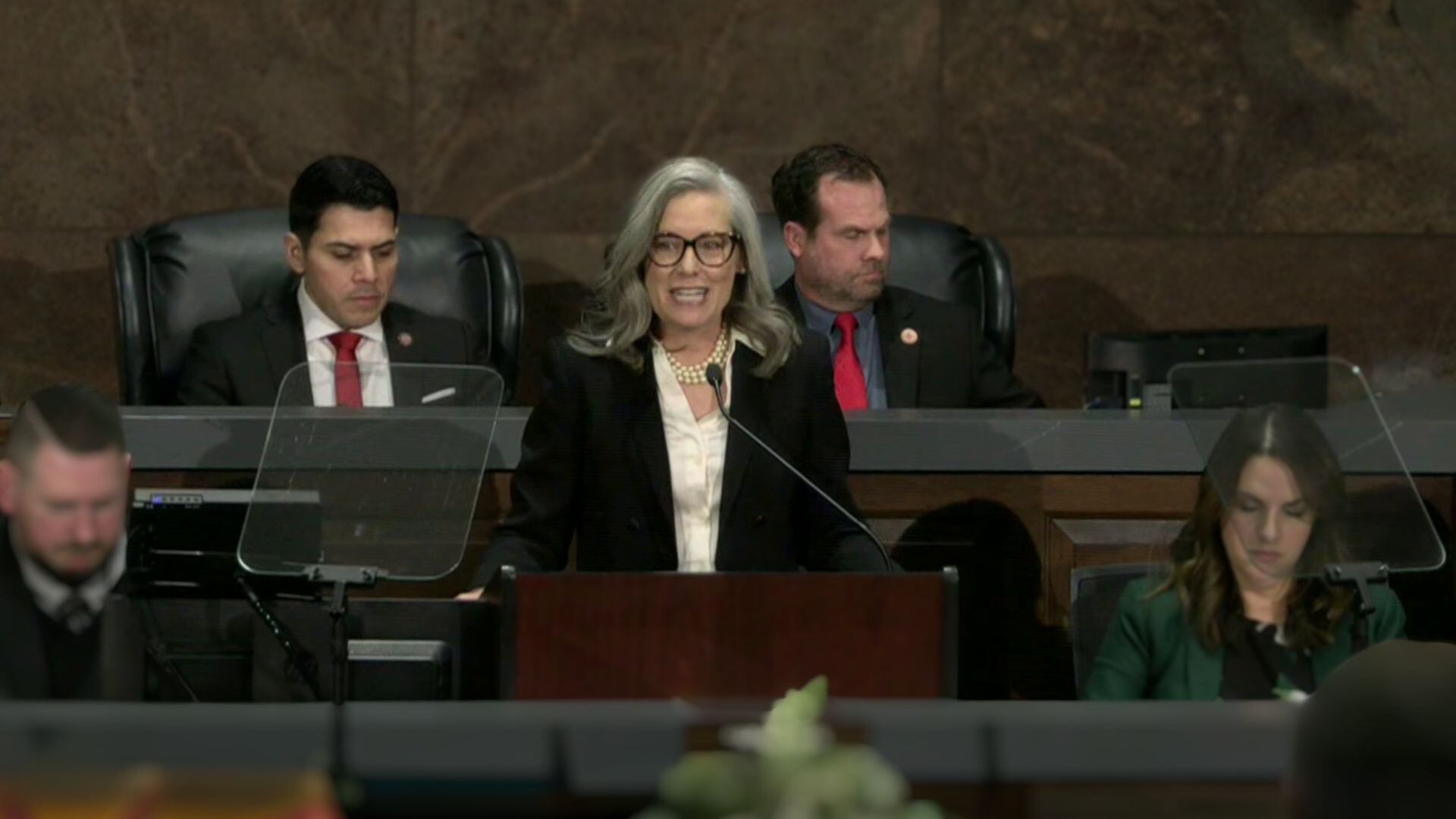 Arizona governor gives State of the State address as legislative ...