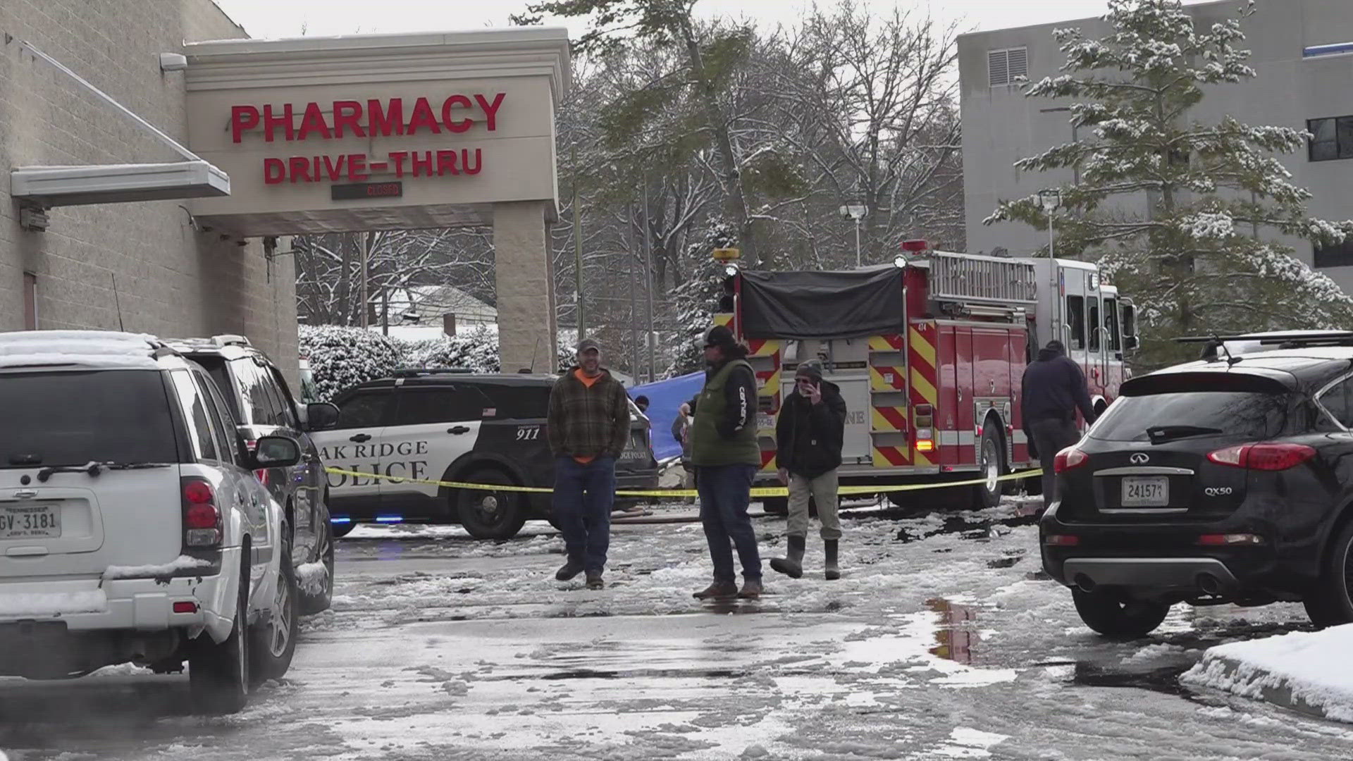 Teen from crash at Oak Ridge Food City identified as the store's employee