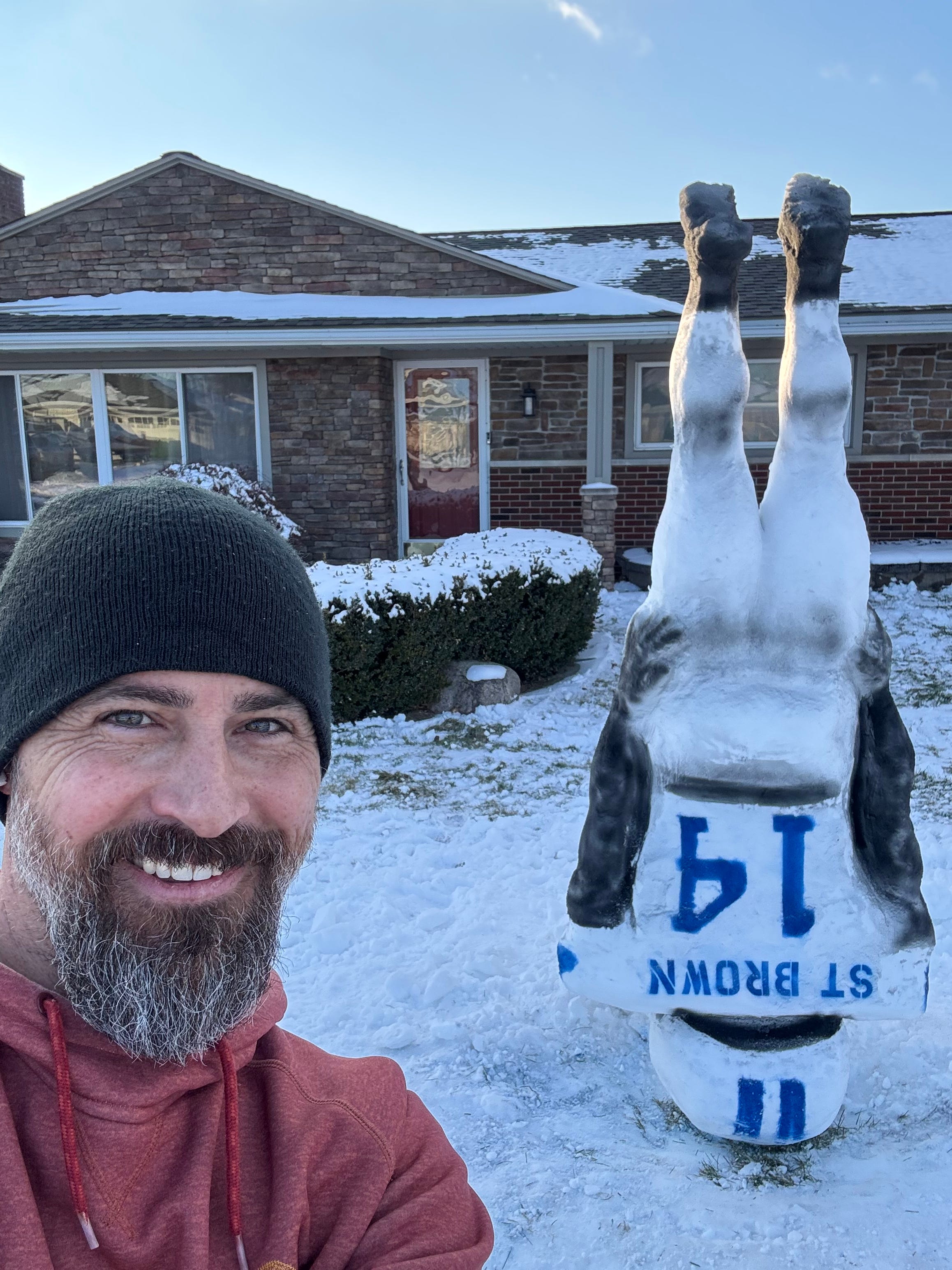 Detroit Lion fan turns Amon-Ra St. Brown headstand celebration into a ...