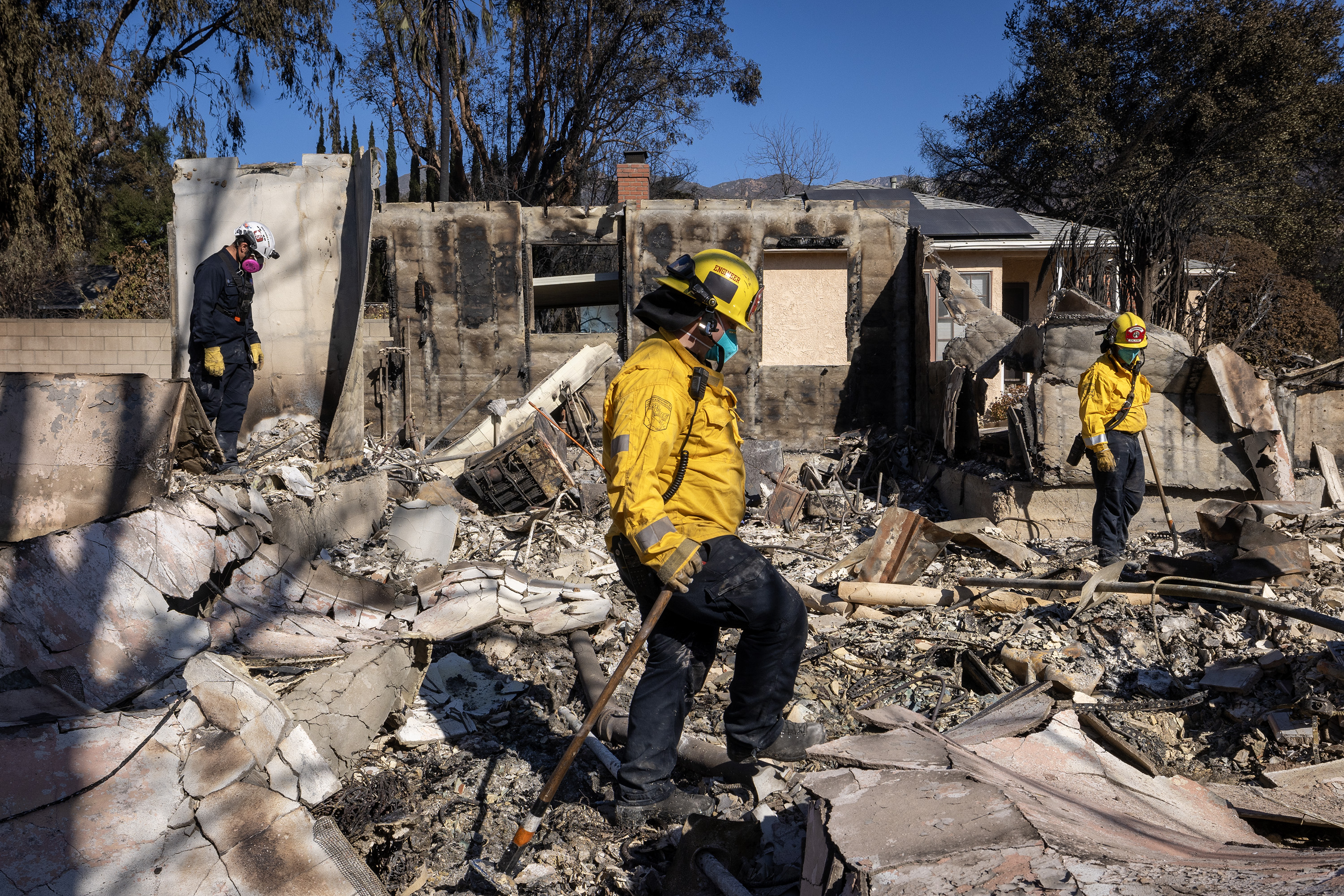 In the charred remnants of Altadena, a slow and painful search for victims