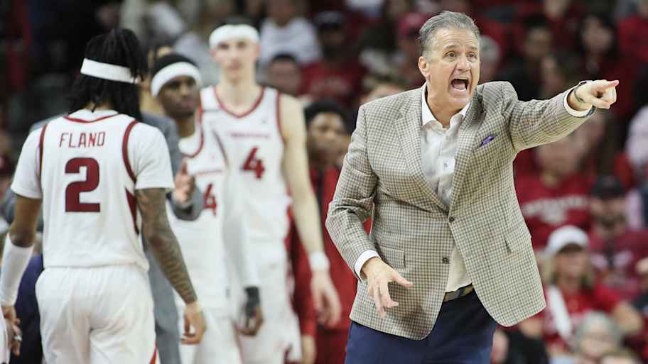 National Media Co-Hosts Absolutely Bury Arkansas Basketball Program