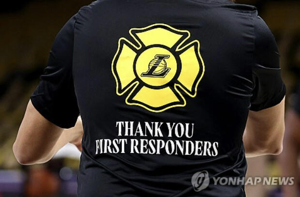 [NBA] ‘4Q 13-37’ 레이커스, 쿠퍼 영구결번식 열린 날 샌안토니오에 역전패