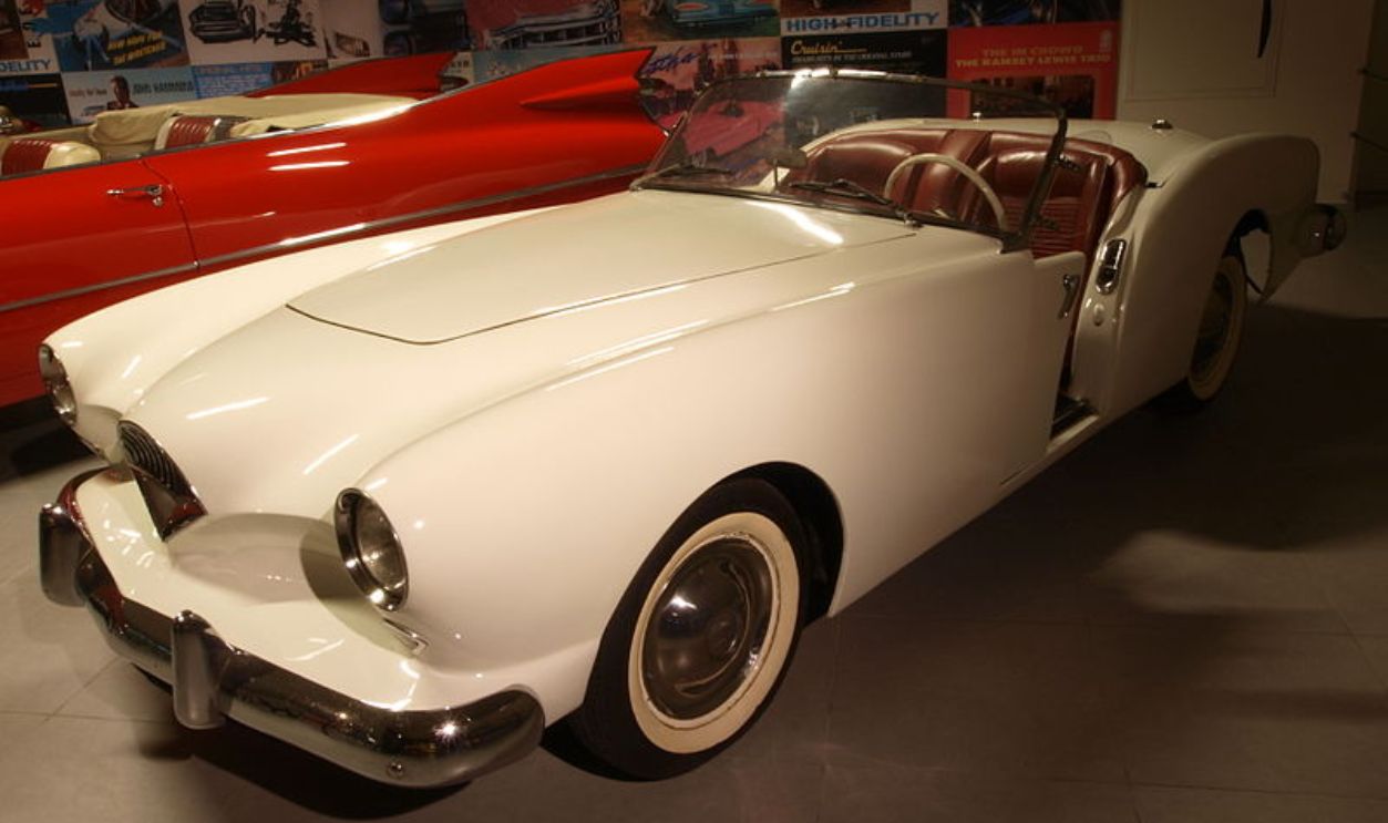 The Kaiser Darrin: The Dutch Sports Car Powered By America