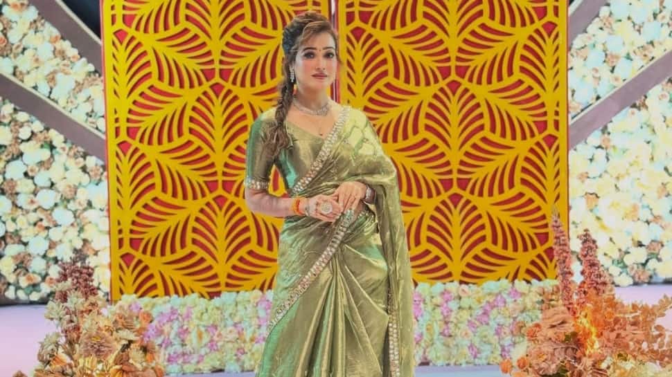 Who Is Harsha Richaria? Meet The Viral, ‘Most Beautiful’ Sadhvi From ...