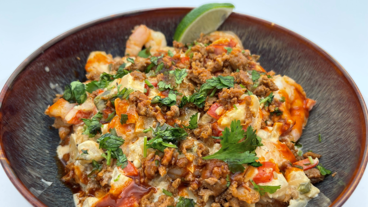 Dinner DeeAs recipe: Chorizo Shrimp & Gouda Grits