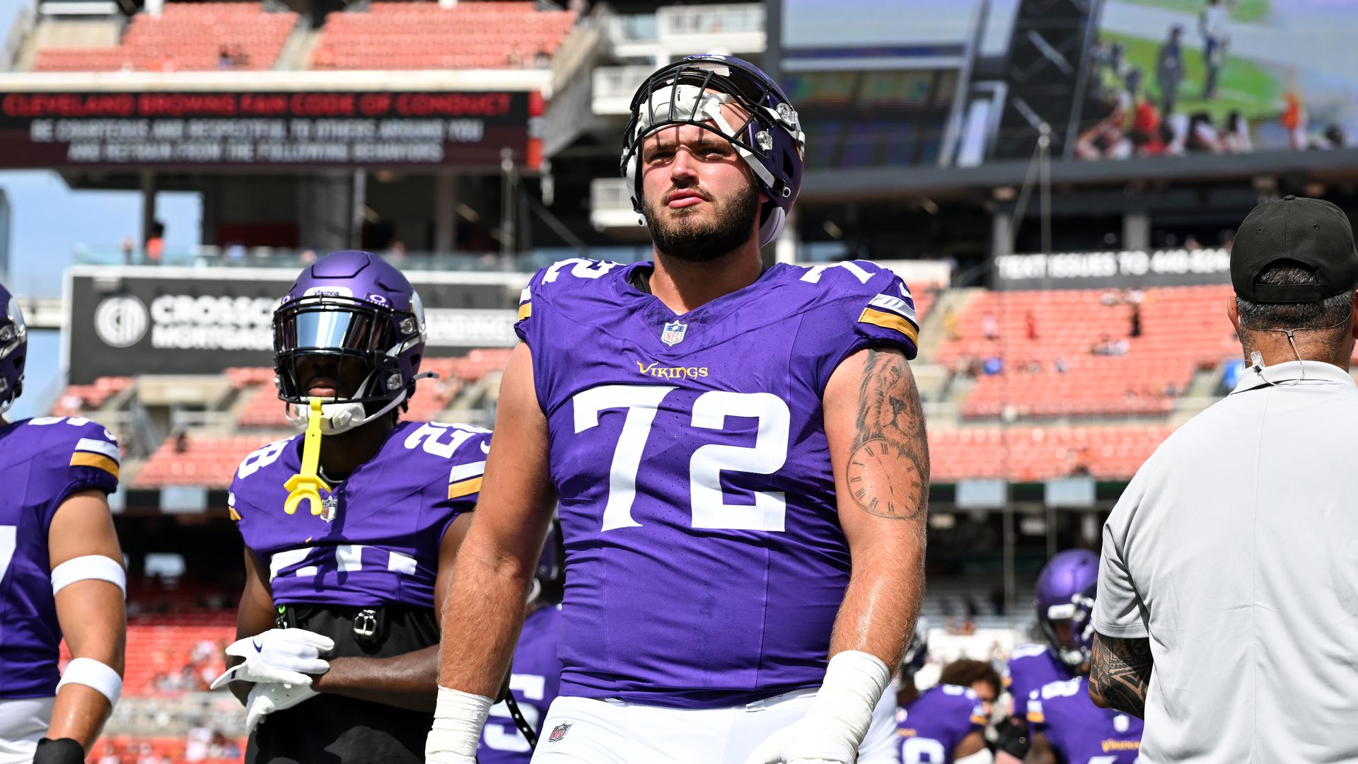 Steelers begin end of season roster moves