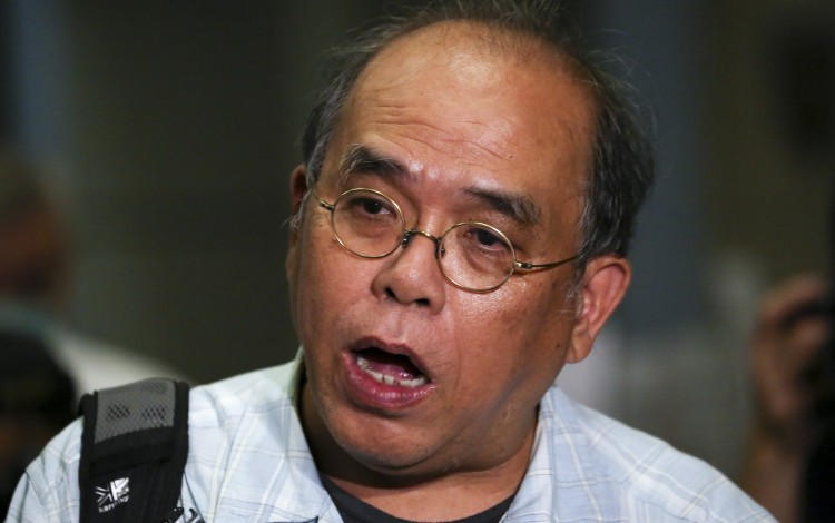 Police bring in wife, son of Hong Kong absconder Chung Kim-wah for ...