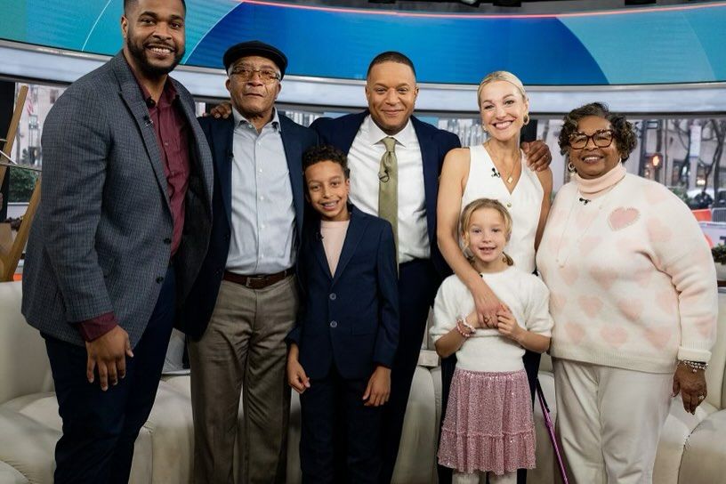 Today's Craig Melvin makes 'big announcement' as co-hosts show support