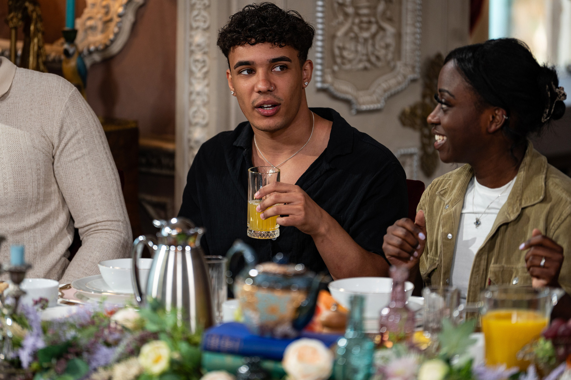 What do the players eat on The Traitors?