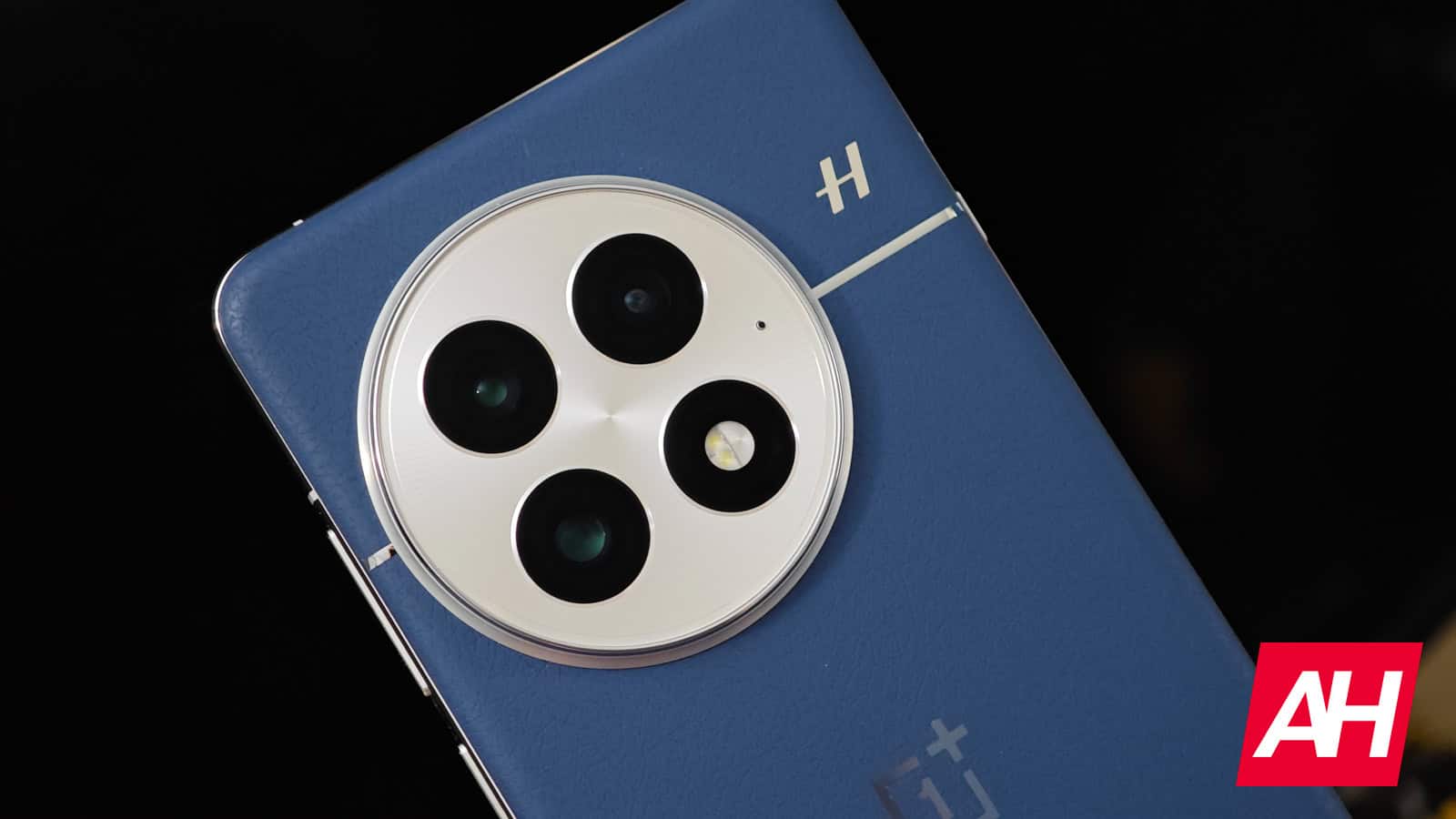 OnePlus 15 to Break Tradition with Rectangular Camera Design