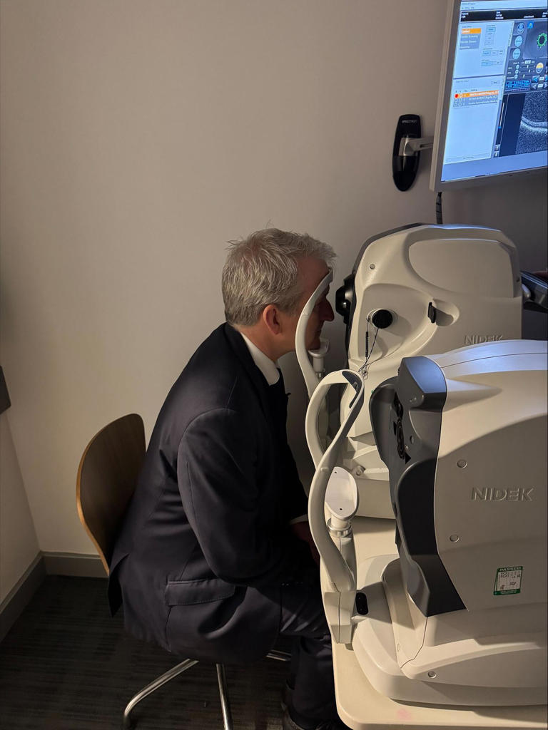 East Hampshire MP meets experts delivering eye and hearing health care ...