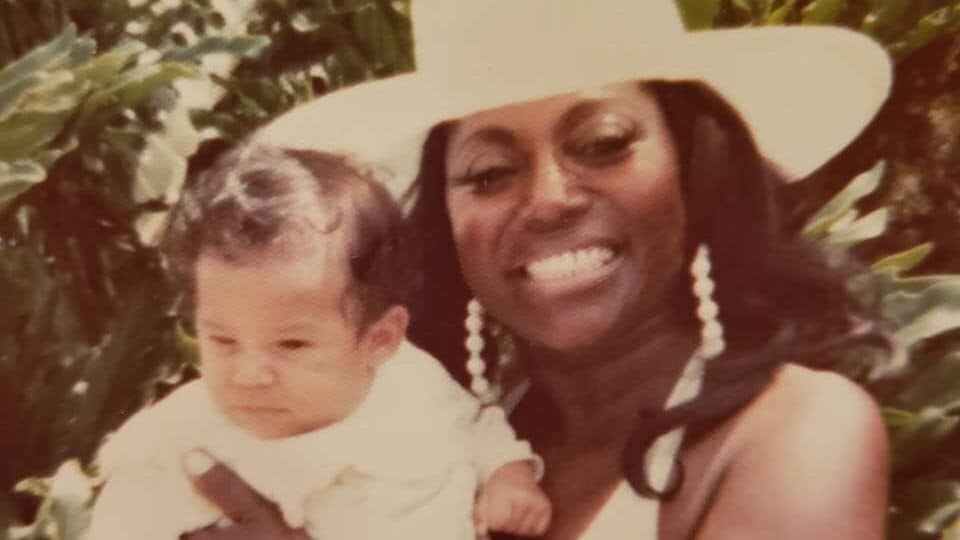 Hollywood records second death in LA fire: 95-year-old Dalyce Curry's ...