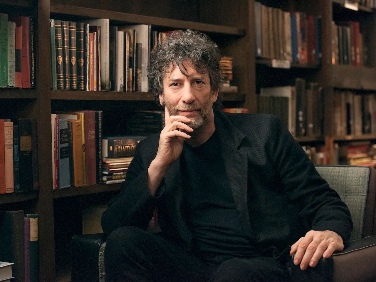 Neil Gaiman risponde alle accuse dell’ex babysitter: “Quella donna ...