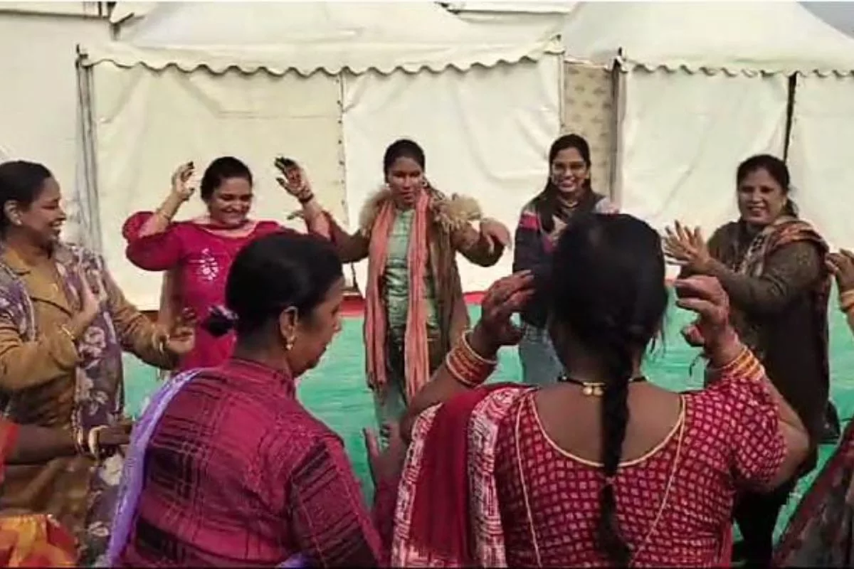 Bhogali Bihu makes historic debut at Mahakumbh, showcasing Northeast ...