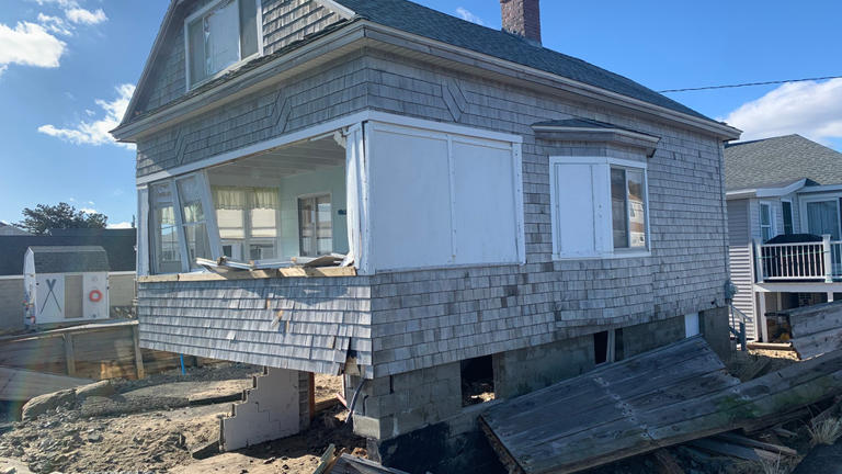 Homeowners insurance premiums in Maine rise due to natural disasters ...