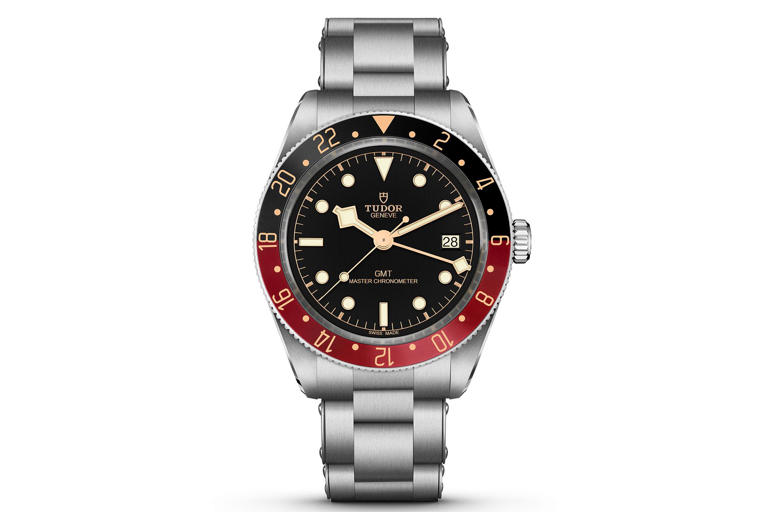 Les 15 plus belles montres rouges pour homme : Omega, Cartier, Patek ...