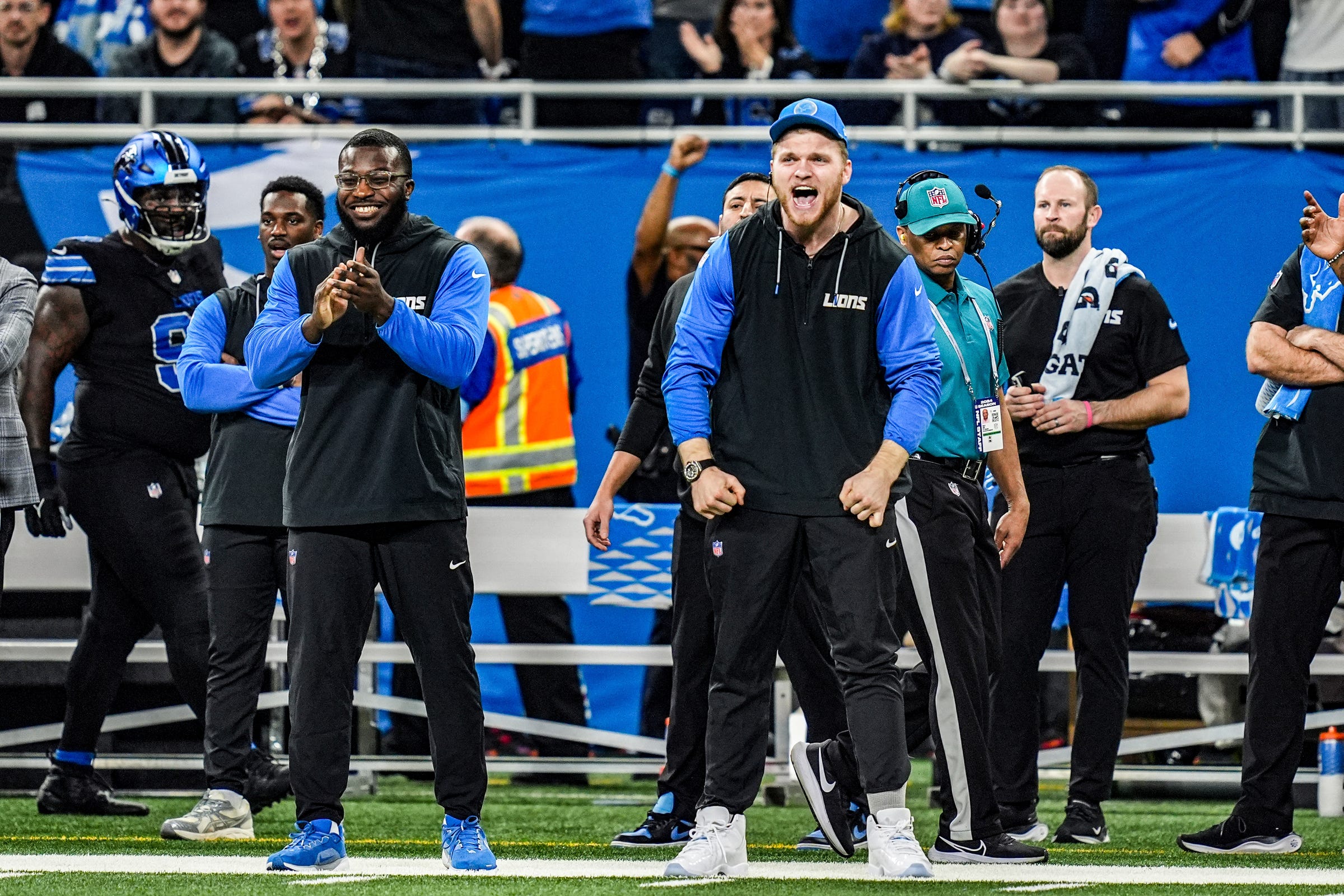 Will Aidan Hutchinson play in Super Bowl after leg injury? 4 doctors ...