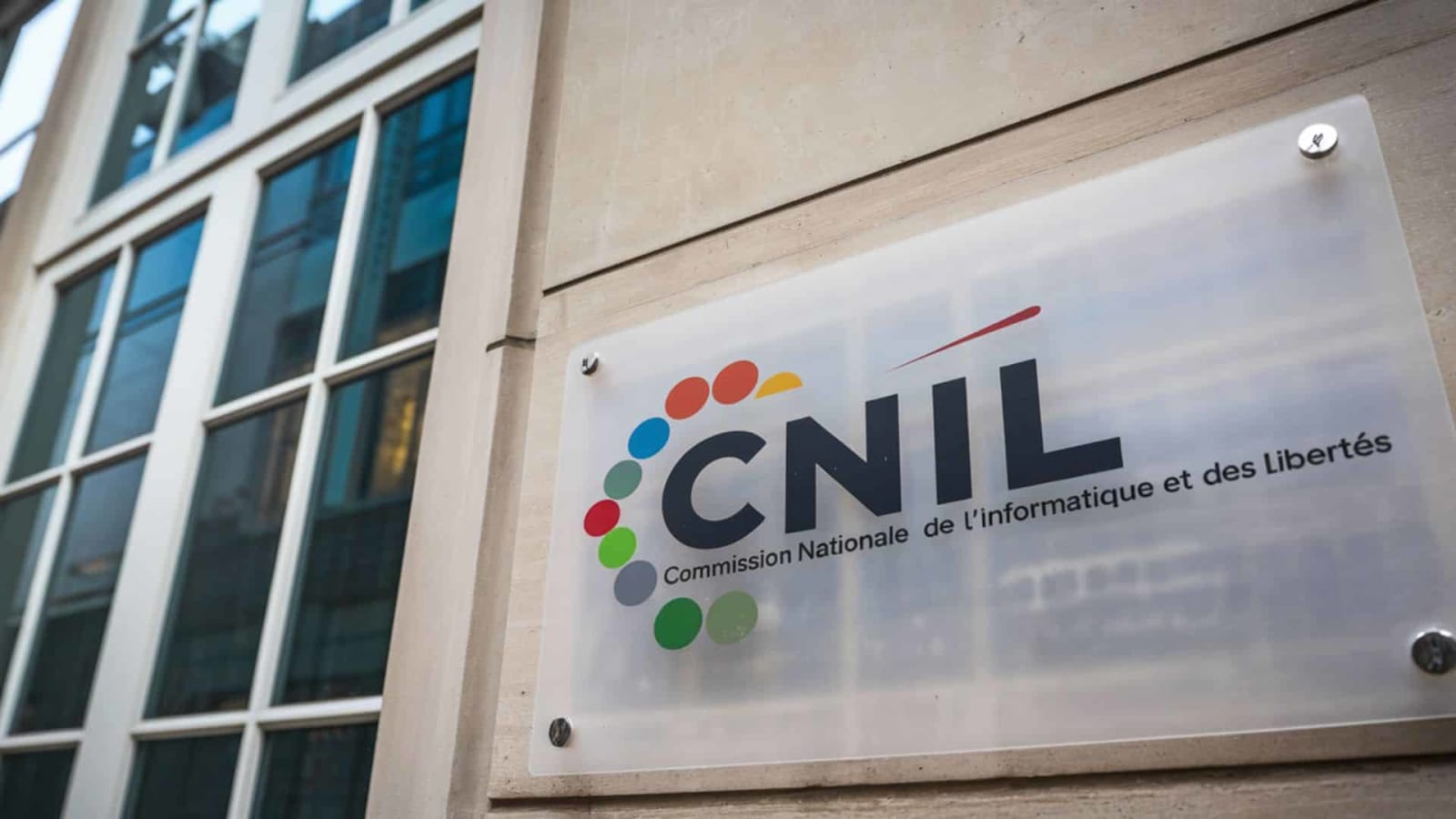 France Travail : inquiétudes de la CNIL sur la collecte et la ...