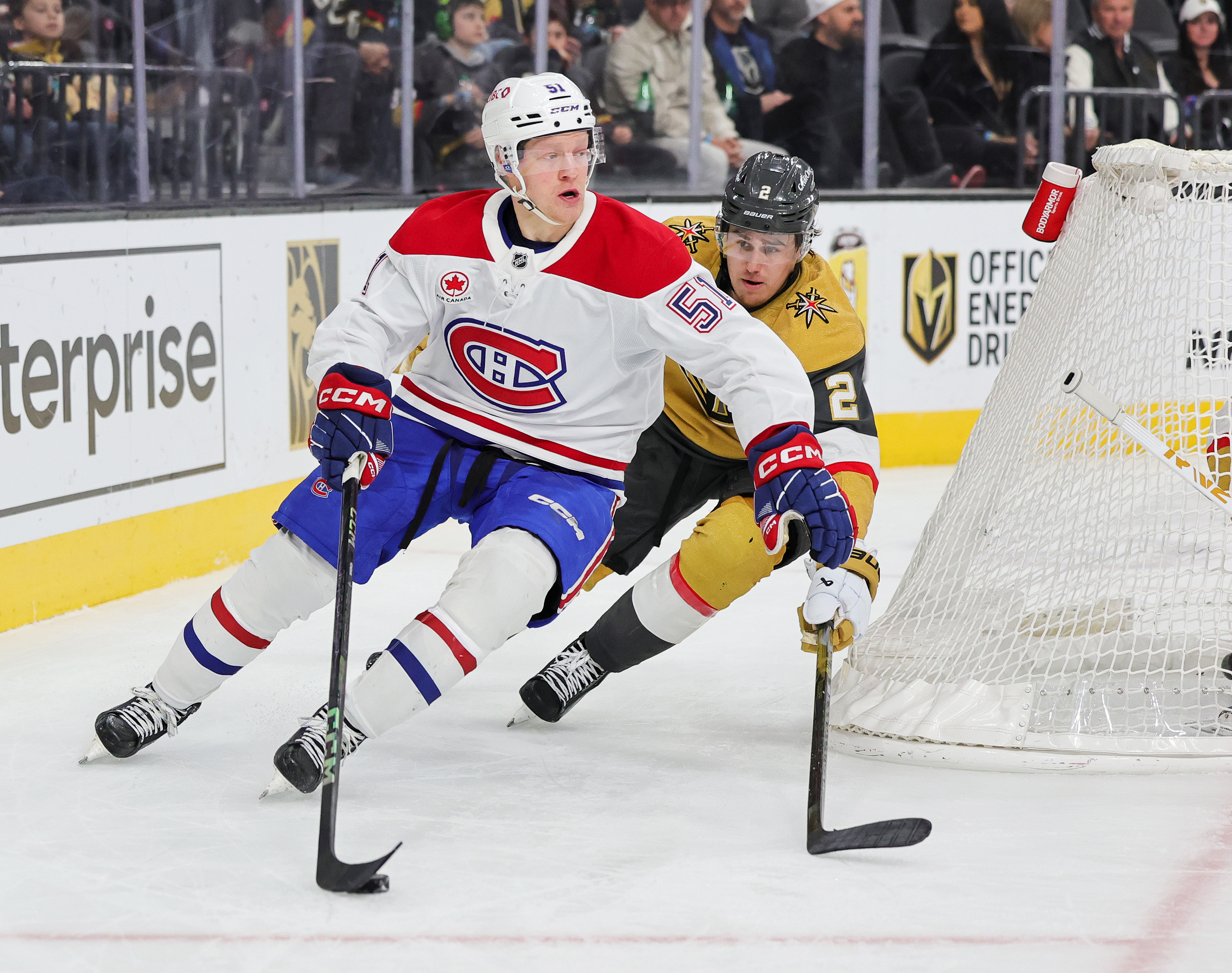 Canadiens rookie Emil Heineman struck by car, out up to a month with injury