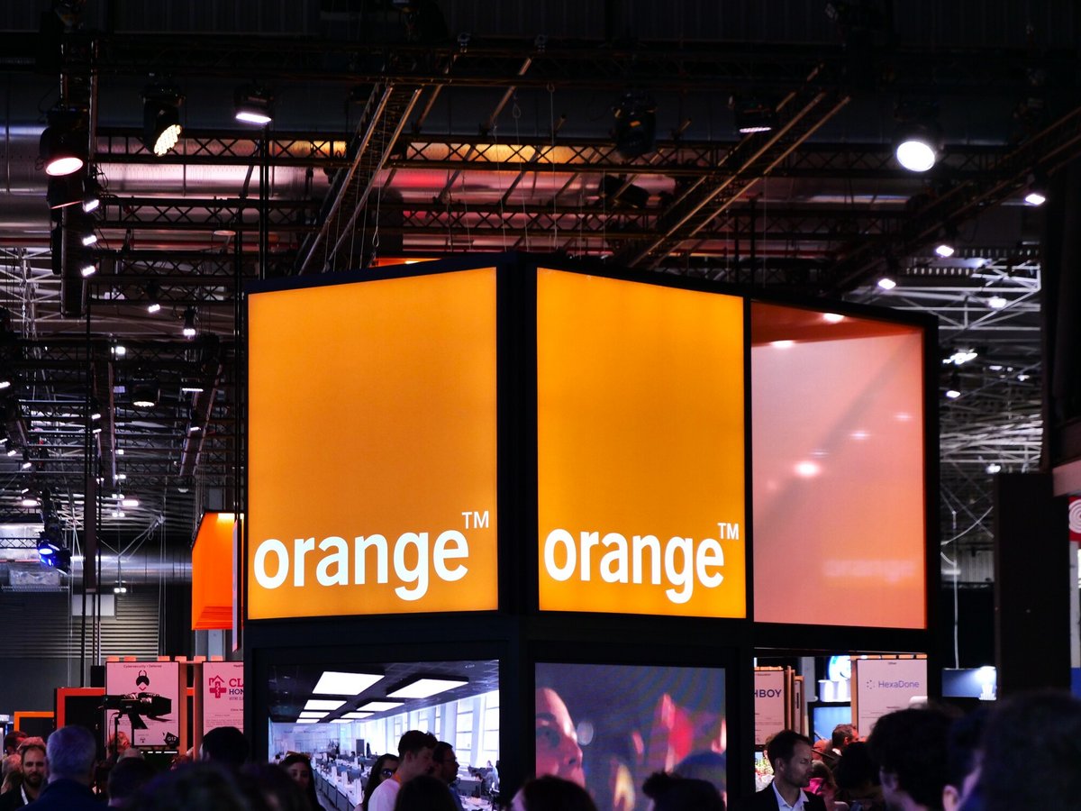 Orange lance les SMS par satellite, une première européenne et en plus ...